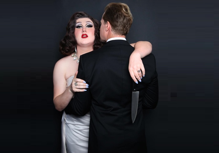 El actor del West End Luke Baker y la drag queen Chanel Nº5 protagonizan una actuación exclusiva ...