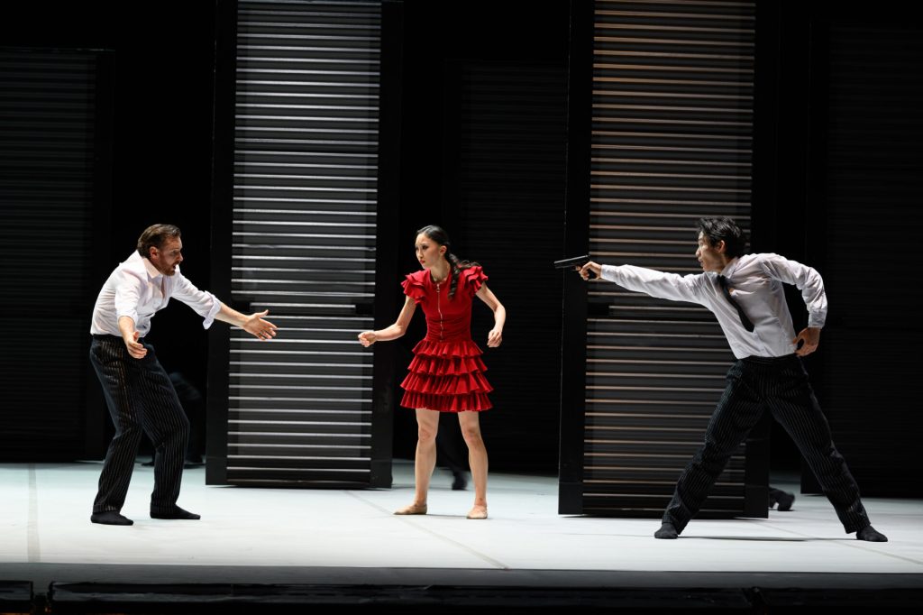 Review of ‘Carmen’: “God of carnage” – First Night Magazine